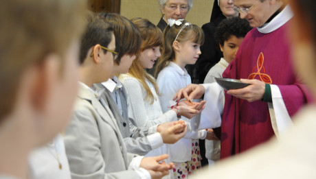 Sacrements de l'initiation chrétienne : Baptême, Confirmation, Première ...